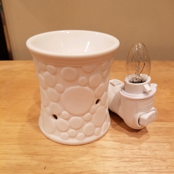 Scentsy | Accents | Scentsy Mini Plugin Warmer Fizz | Poshmark